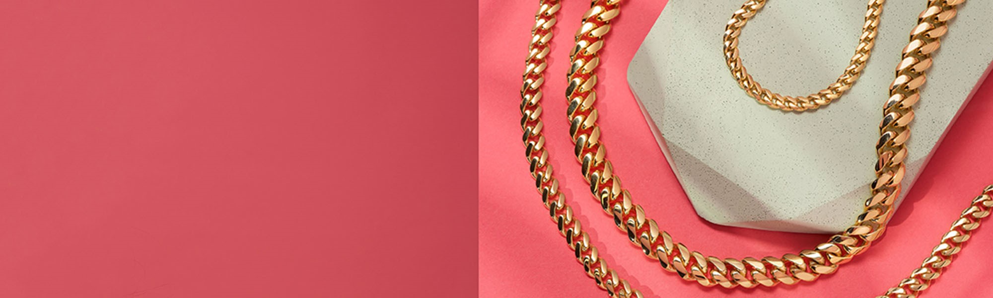 Stylish Chains to Complete Your Look